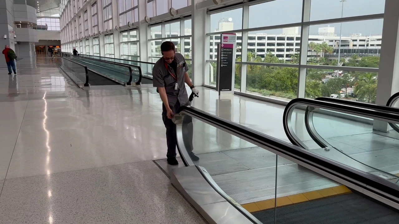 Safe, Reliable, Efficient: The IUEC Approach to Moving Walkways ...